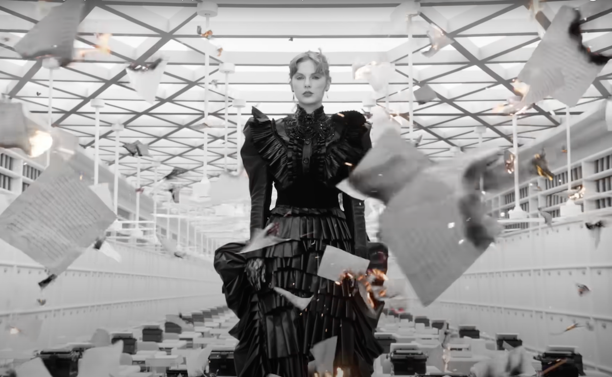 For Indie Designers, What's the ROI of Dressing It-Girls? – SURFACE