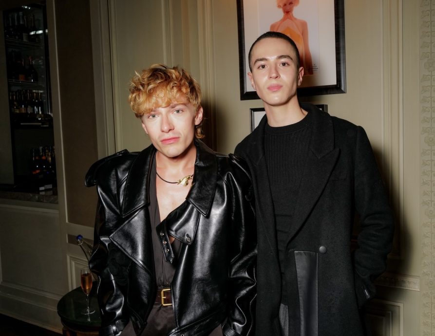 A Parisian Salon in New York Dedicated to Elie Top's Liaisons ...